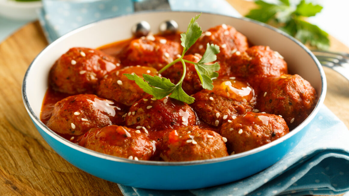 Almôndegas recheadas - Casa e Culinaria