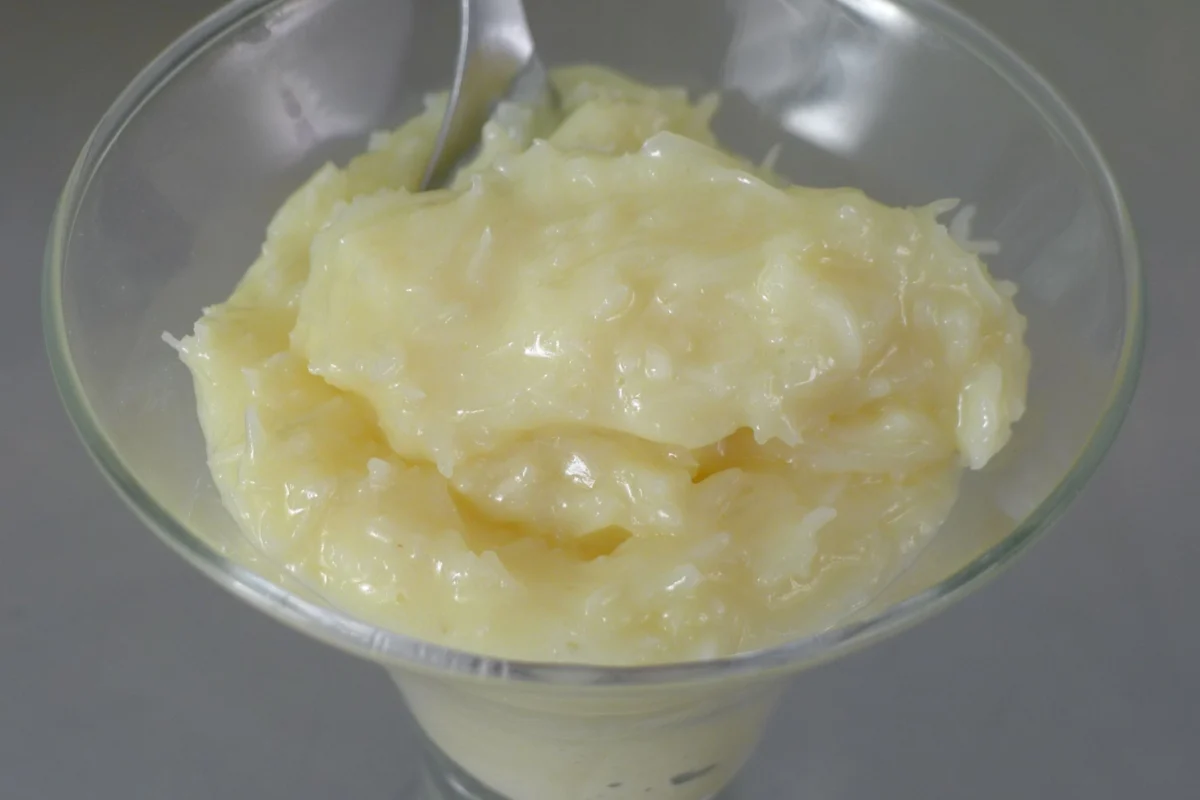 Doce de coco cremoso: como fazer essa receita rápida e simples - Casa e ...